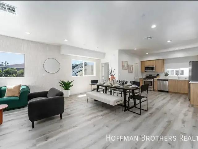 3 BR, 3.5 BA Apartment 216 N Coronado St, Los Angeles, CA 90026