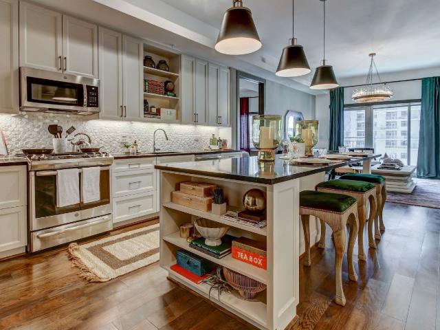 3 BR, 3.5 BA Apartment 2323 North Akard Street Unit 1501, Dallas, TX 75201