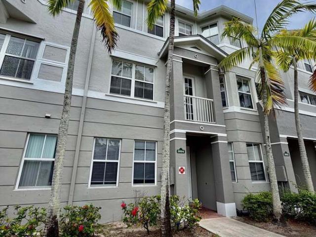 3 BR, 3.5 BA Apartment 3004 Shoma Drive, Royal Palm Beach, FL 33414