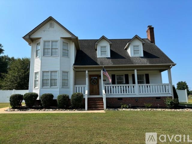 3 BR, 3.5 BA Apartment 303 Stonehaven Lane, Easley, SC 29642