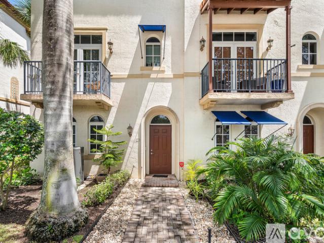 3 BR, 3.5 BA Apartment 3261 Estancia Lane, Boynton Beach, FL 33435