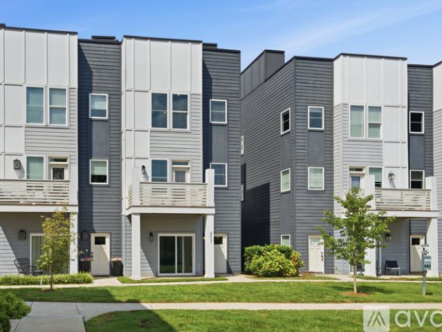 3 BR, 3.5 BA Apartment 407 Becanni Ln, Unit 407, Nashville, TN 37209