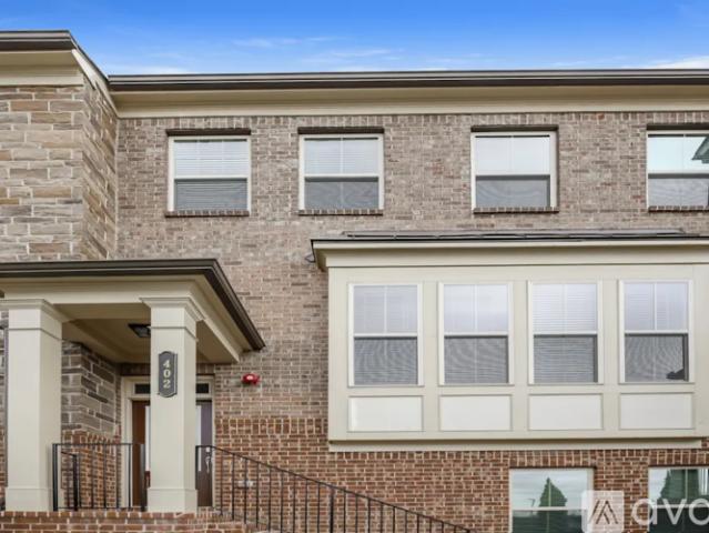 3 BR, 3.5 BA Apartment 403 Montclair Ct, Woodstock, GA 30188