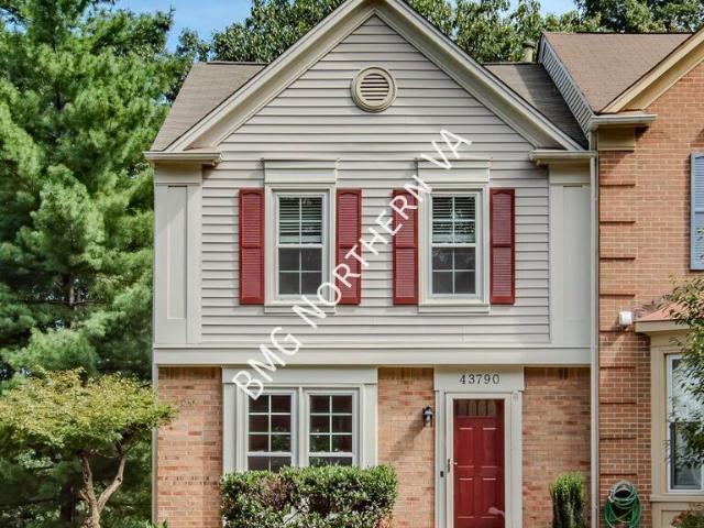3 BR, 3.5 BA Apartment 43790 Laburnum Sq, Ashburn, VA 20147