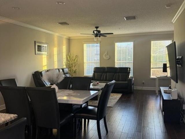 3 BR, 3.5 BA Apartment 4383 Ellipse Drive, Unit 1, Jacksonville, FL 32246