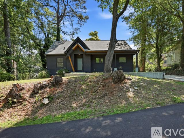 3 BR, 3.5 BA Apartment 439 Oak Road, Pine Lake, GA 30072