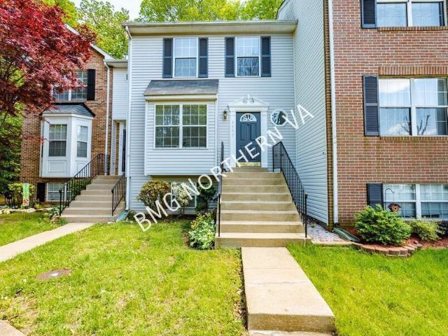 3 BR, 3.5 BA Apartment 4557 PERCH BRANCH WAY, WOODBRIDGE, VA 22193