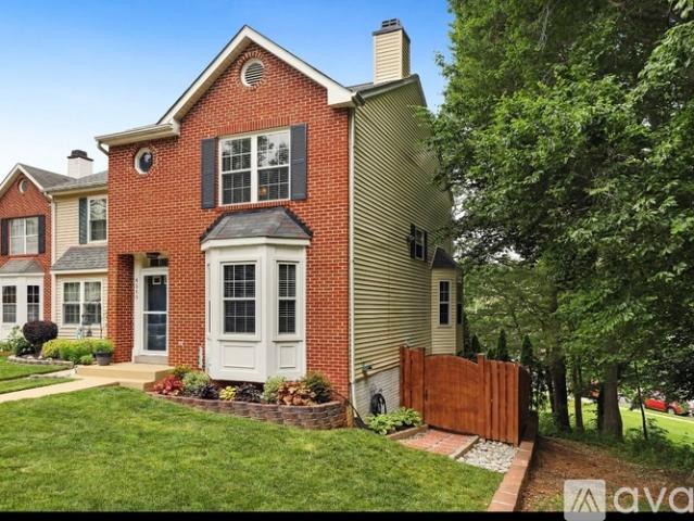 3 BR, 3.5 BA Apartment 4560 Perch Branch Way, Unit Perch Branch, Woodbridge, VA 22193