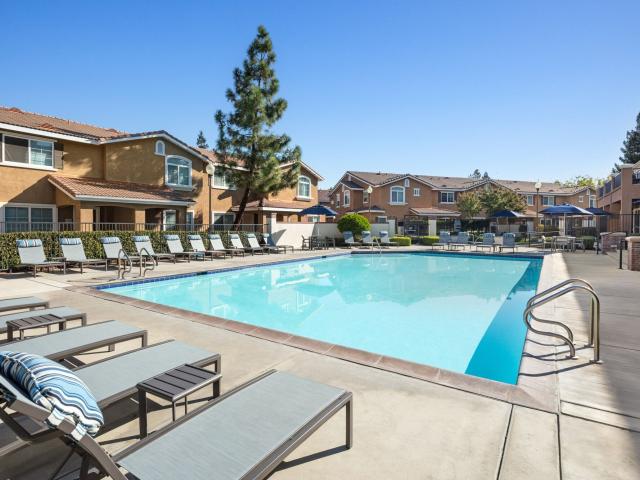 3 BR, 3.5 BA Apartment 4800 Kokomo Drive Unit 3315, Sacramento, CA 95835