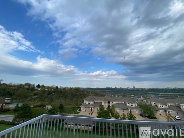 3 BR, 3.5 BA Apartment 535 Riverpointe Drive, Unit 4, Dayton, KY 41074