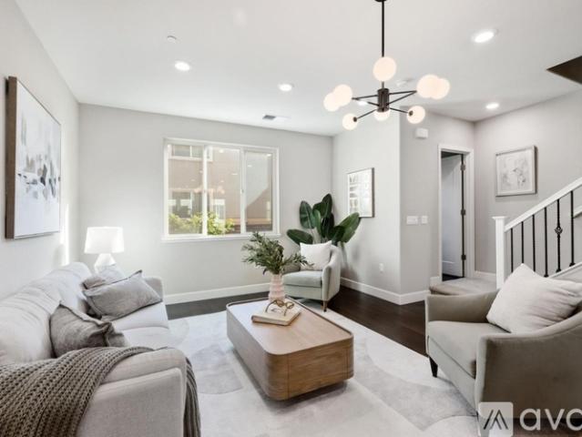 3 BR, 3.5 BA Apartment 5977 Larkstone Lp, San Jose, CA 95123