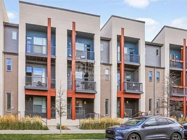 3 BR, 3.5 BA Apartment 7040 W Alaska Dr, Lakewood, CO 80226