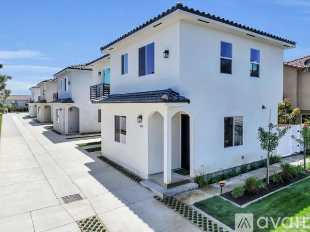 3 BR, 3.5 BA Apartment 8224 Starr Street, Stanton, CA 90680