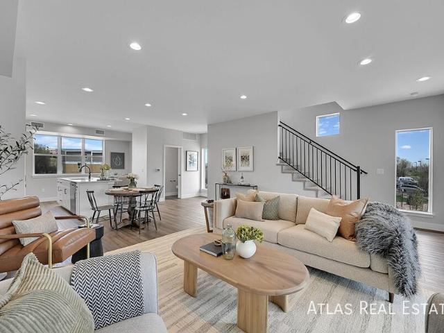3 BR, 3.5 BA Apartment 872 Thurston Heights, Colorado Springs, CO 80905