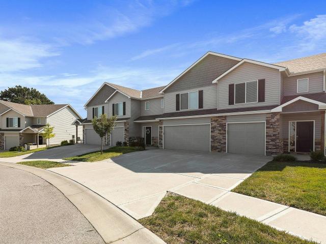 3 BR, 3.5 BA Apartment 900 SE Tequesta Lane Unit 947 GC, Blue Springs, MO 64014