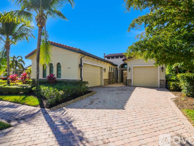 3 BR, 3.5 BA Apartment 9325 Vercelli Court, Naples, FL 34113