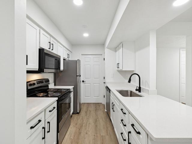 3 BR, 3.5 BA Apartment 983 Kennedys Lndg Unit 997 6, Cincinnati, OH 45245