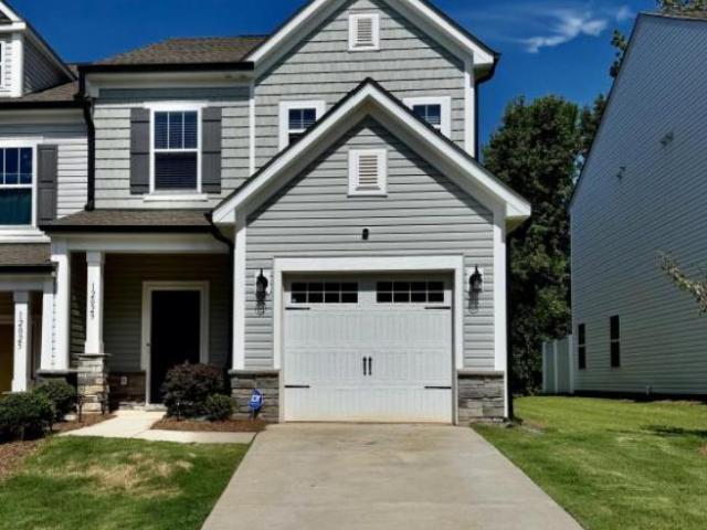3 Br, 3 bath, Townhouse 12029 Basking Dr
