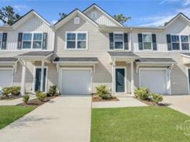 3 Br, 3 bath, Townhouse 160 Benelli Dr