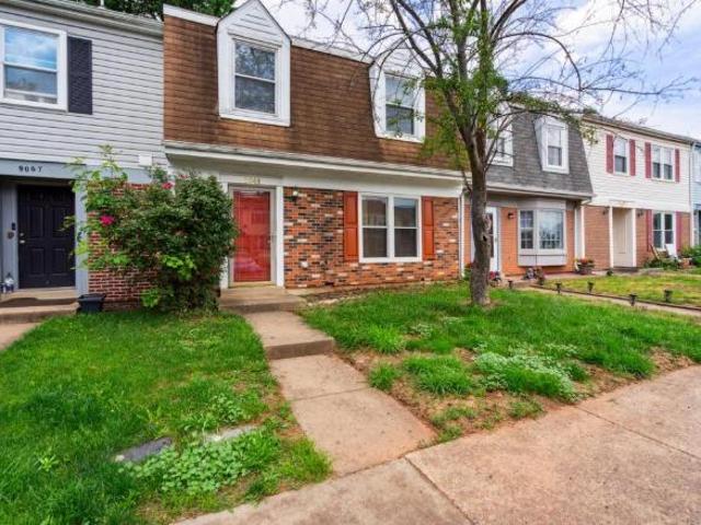 3 Br, 3 bath, Townhouse 9065 Mcare Ct