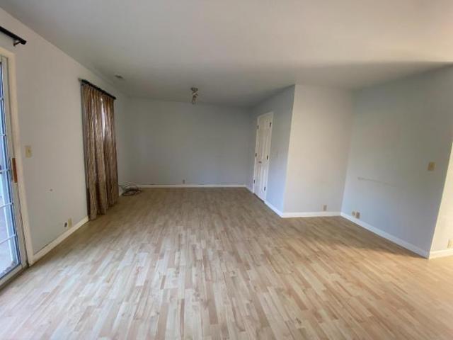 3 Br, 3 bath, Townhouse/Brownstone/RowHouse 3 Sycamore Row