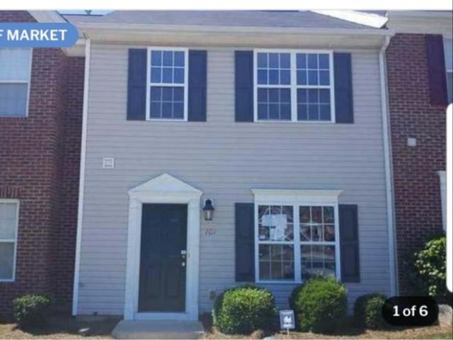 3 Br, 3 bath, Townhouse/Brownstone/RowHouse 107 Queensberry Ct