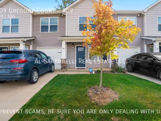 3 Br, 3 bath, Townhouse/Brownstone/RowHouse 109 Gregory Ct