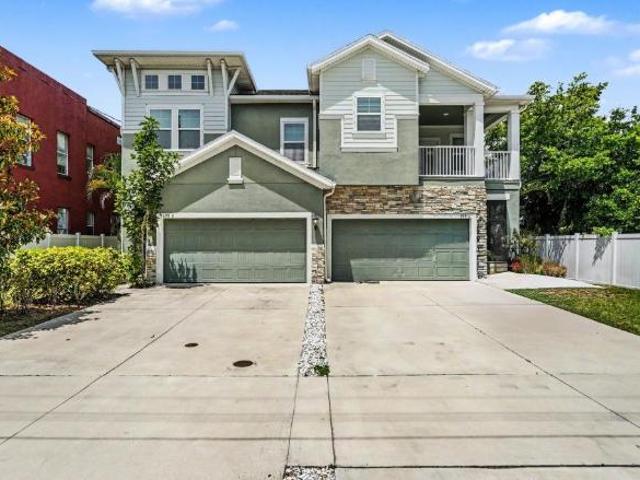 3 Br, 3 bath, Townhouse/Brownstone/RowHouse 109 S Newport Ave