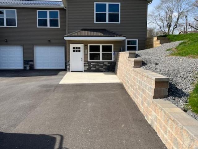 3 Br, 3 bath, Townhouse/Brownstone/RowHouse 1037 Tomahawk Trail