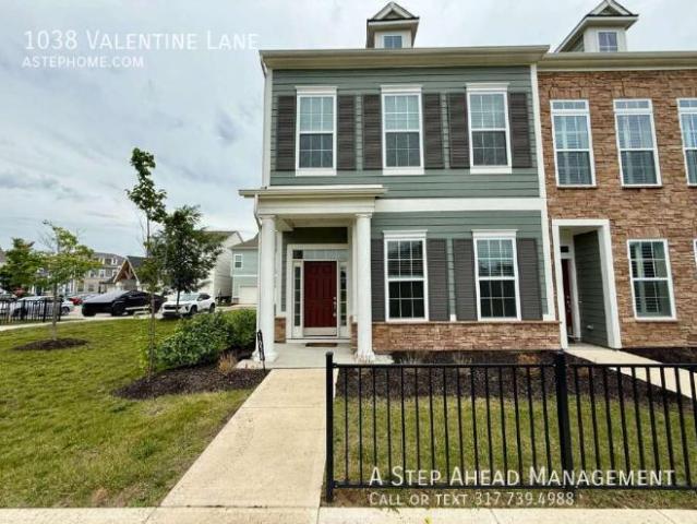 3 Br, 3 bath, Townhouse/Brownstone/RowHouse 1038 Valentine Lane