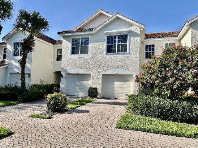 3 Br, 3 bath, Townhouse/Brownstone/RowHouse 1164 Oxford Ln