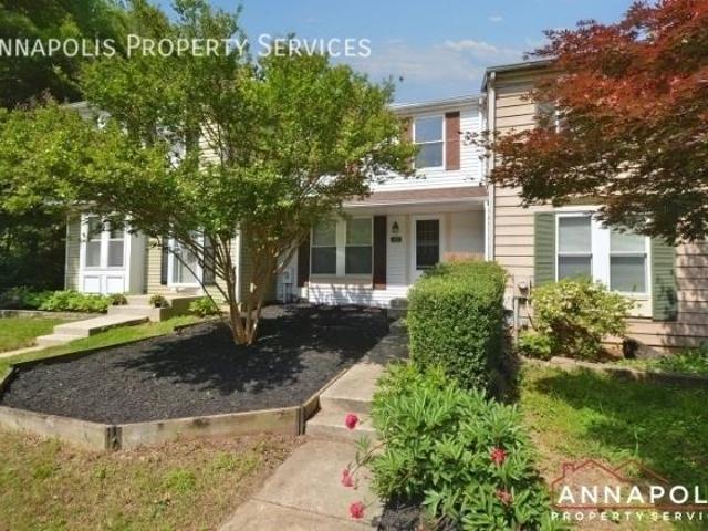 3 Br, 3 bath, Townhouse/Brownstone/RowHouse 1186 White Coral Court