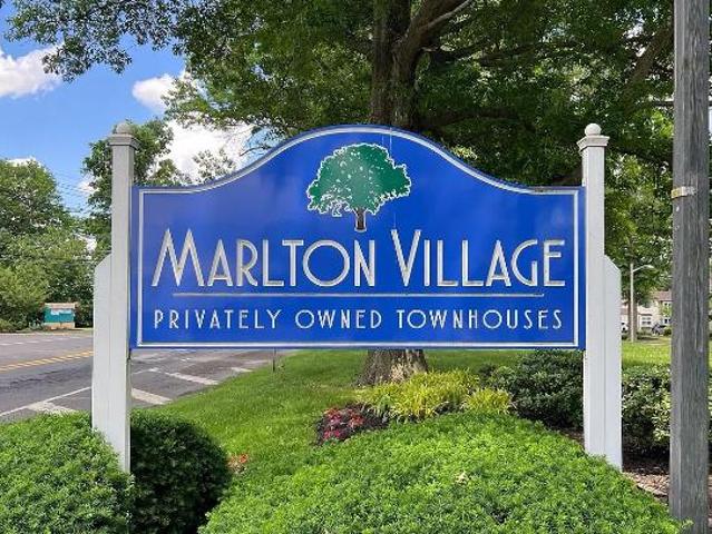 3 Br, 3 bath, Townhouse/Brownstone/RowHouse 118 Aspen Ct