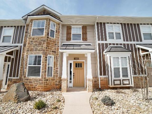 3 Br, 3 bath, Townhouse/Brownstone/RowHouse 118 Capital Street