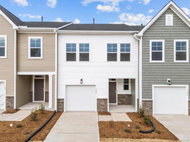 3 Br, 3 bath, Townhouse/Brownstone/RowHouse 1105 Aberleigh Ln