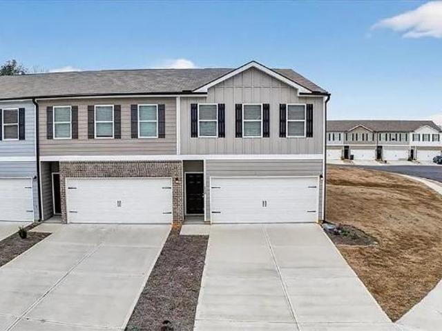 3 Br, 3 bath, Townhouse/Brownstone/RowHouse 111 Brexley Drive