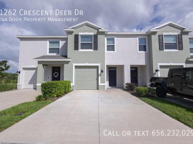 3 Br, 3 bath, Townhouse/Brownstone/RowHouse 11262 Crescent Deer Dr