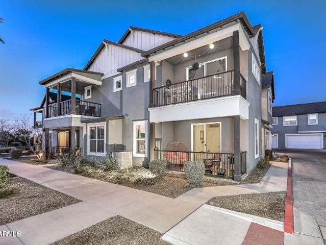 3 Br, 3 bath, Townhouse/Brownstone/RowHouse 11300 N Casa Dega Drive