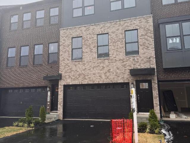 3 Br, 3 bath, Townhouse/Brownstone/RowHouse 11327 Hypatia Loop