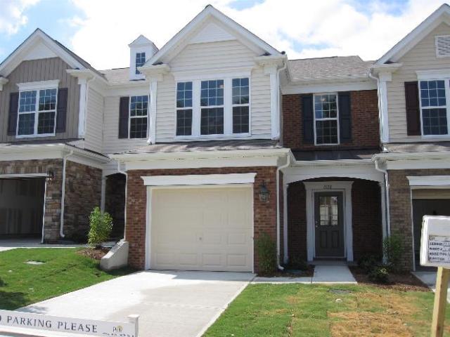 3 Br, 3 bath, Townhouse/Brownstone/RowHouse 1138 Kingston Grove Dr