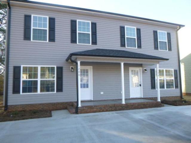 3 Br, 3 bath, Townhouse/Brownstone/RowHouse 1200 Davis St