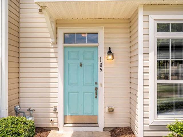 3 Br, 3 bath, Townhouse/Brownstone/RowHouse 1211 Canyon Rock Court