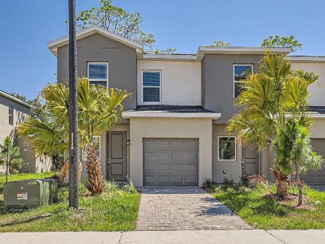 3 Br, 3 bath, Townhouse/Brownstone/RowHouse 1217 Southstation Pl