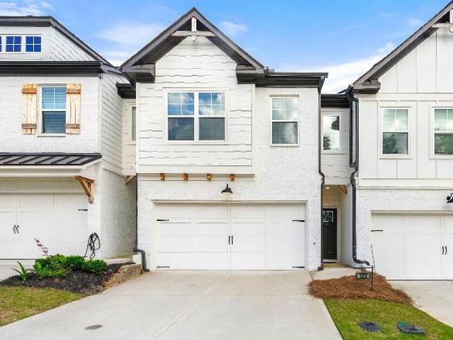 3 Br, 3 bath, Townhouse/Brownstone/RowHouse 122 Auburn Valley Way
