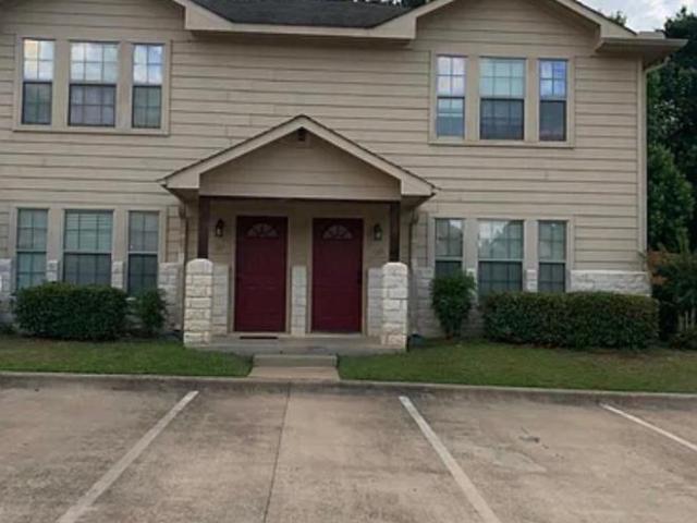 3 Br, 3 bath, Townhouse/Brownstone/RowHouse 137 Bolero Way