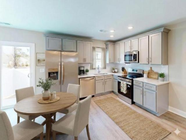 3 Br, 3 bath, Townhouse/Brownstone/RowHouse 1302 Champions Rest Rd