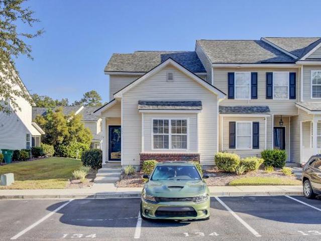 3 Br, 3 bath, Townhouse/Brownstone/RowHouse 132 Woodward Rd