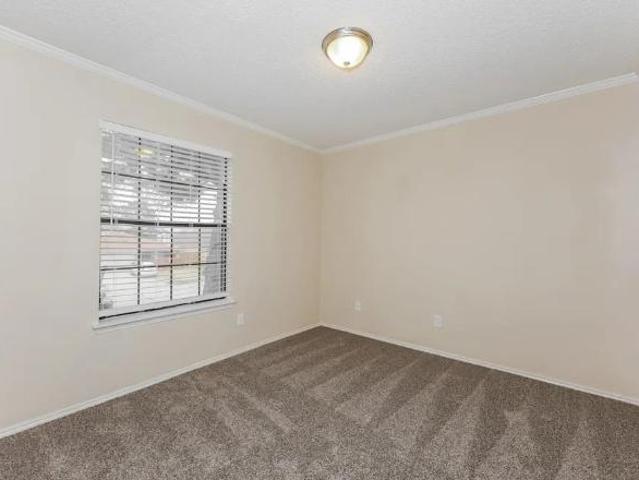 3 Br, 3 bath, Townhouse/Brownstone/RowHouse 1459 Thistlewood Lane