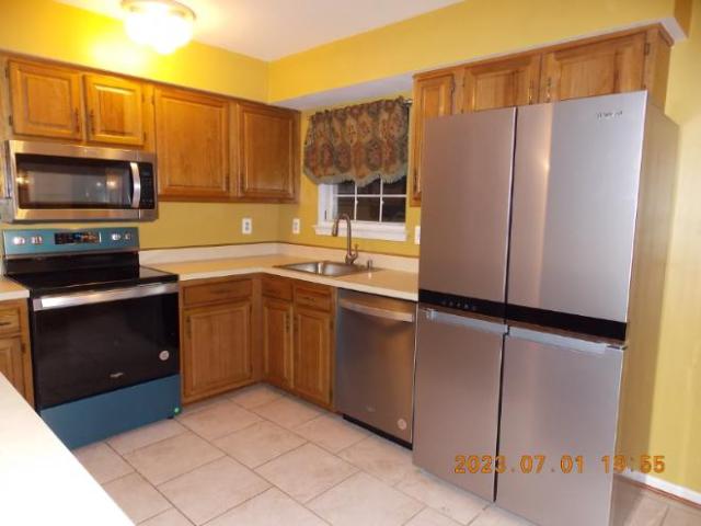 3 Br, 3 bath, Townhouse/Brownstone/RowHouse 14609 Governor Sprigg Pl