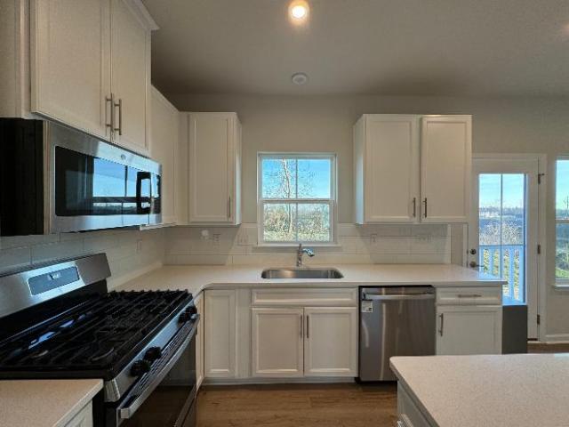 3 Br, 3 bath, Townhouse/Brownstone/RowHouse 148 Crown St